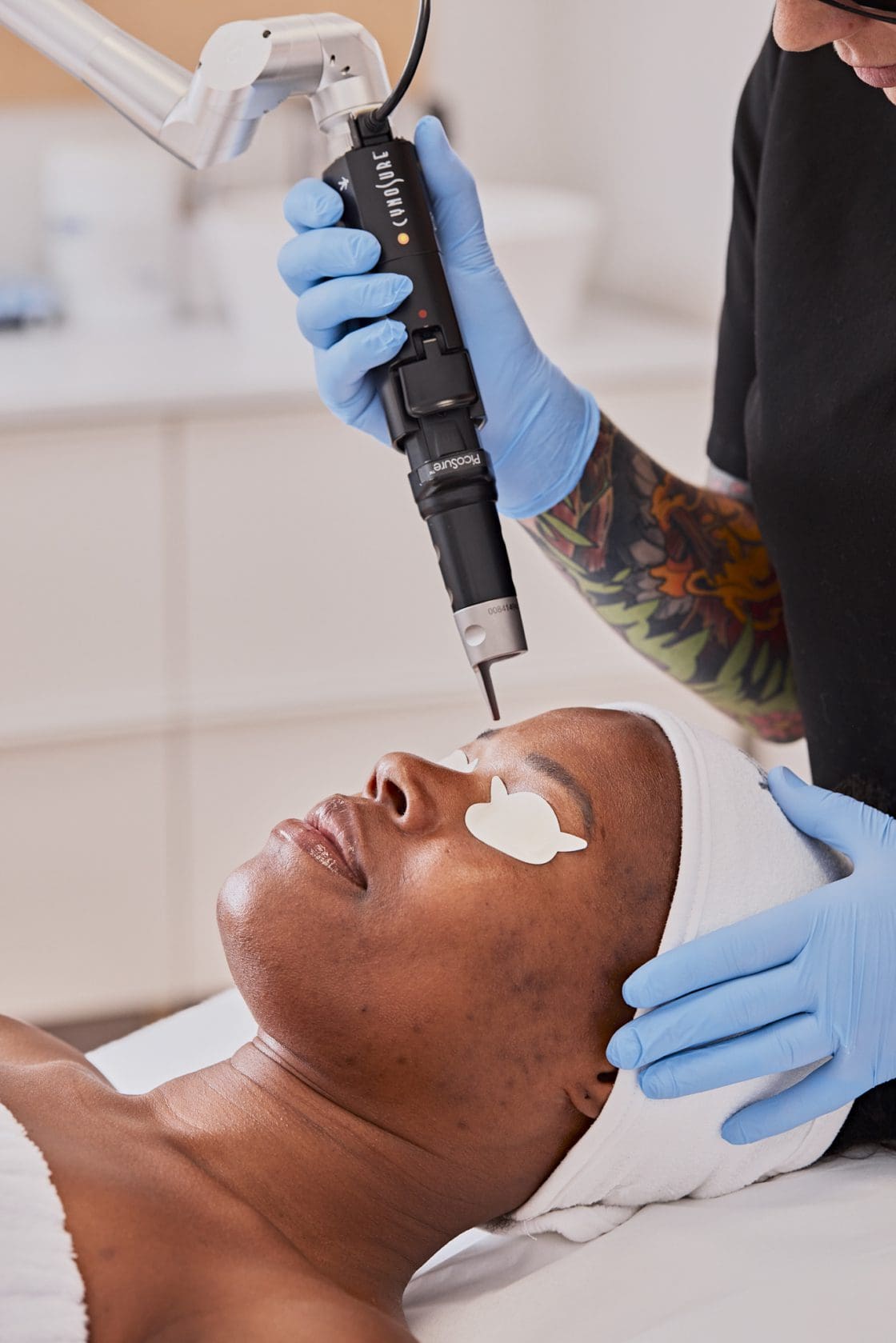 Comment prendre soin de sa peau après un traitement de laser fractionné